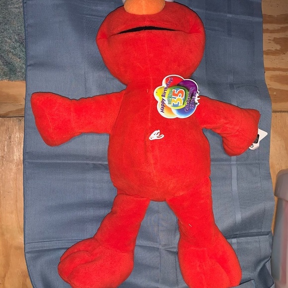 Fisher-Price | Toys | Nwt 202 Fisher Price Elmo 26 Plush Happy Birthday ...